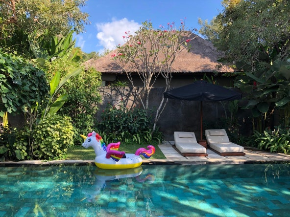 발리 : Anna69 - 네이버 OGQ마켓